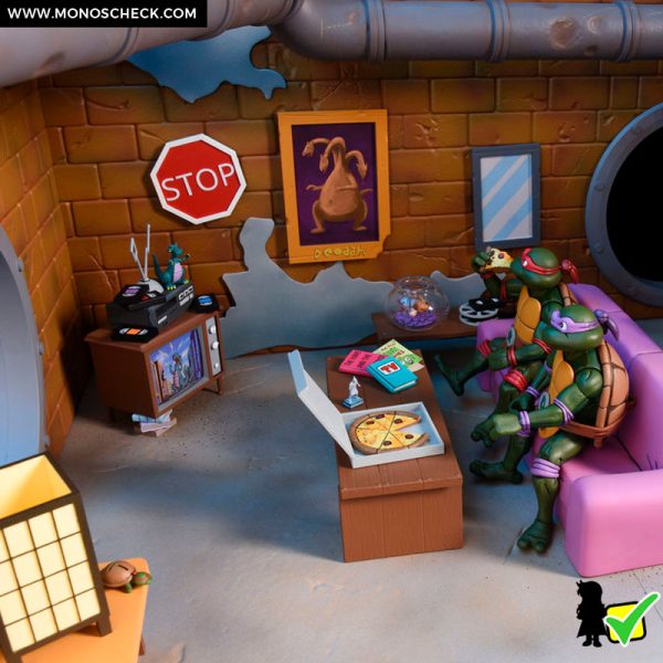 TMNT (Cartoon): Sewer Lair Living Room Diorama » Monos Check